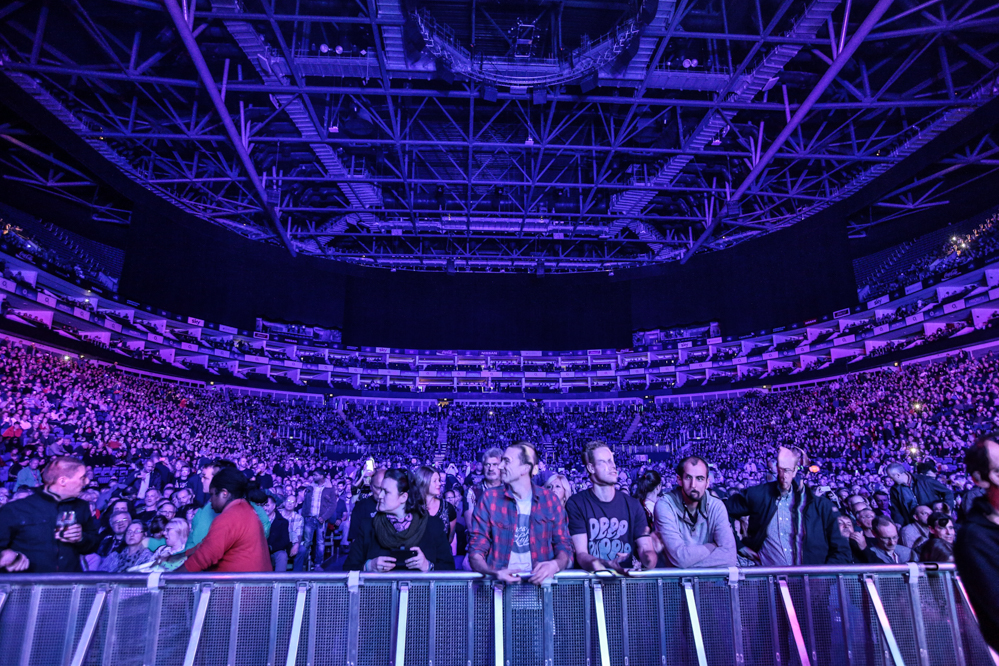 Deep Purple kick it old school at London's O2 Arena | Gigwise