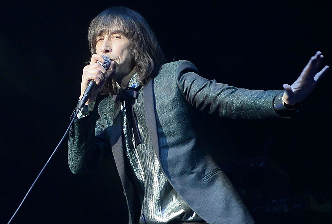 The 100 greatest frontmen of all time | Gigwise