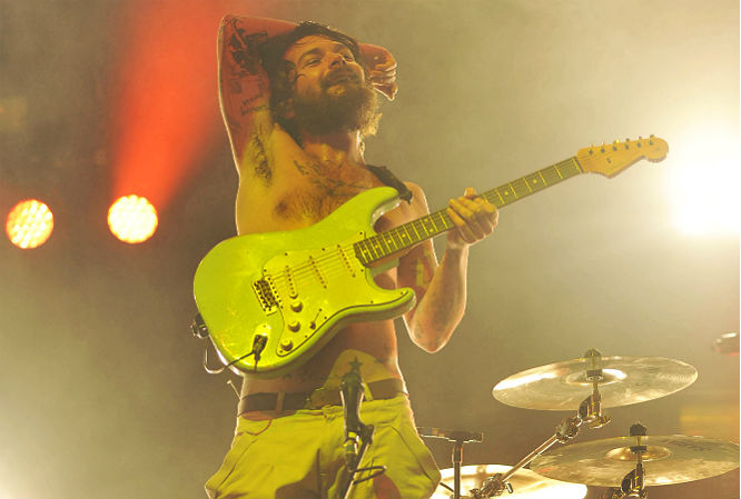 The 100 greatest frontmen of all time | Gigwise