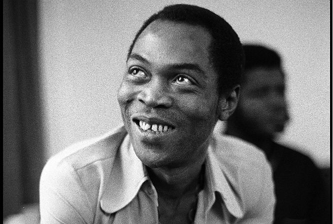 The 100 greatest frontmen of all time | Gigwise