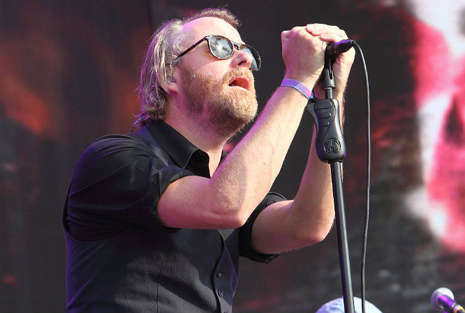 The 100 greatest frontmen of all time | Gigwise