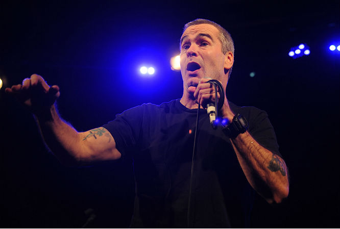 The 100 greatest frontmen of all time | Gigwise