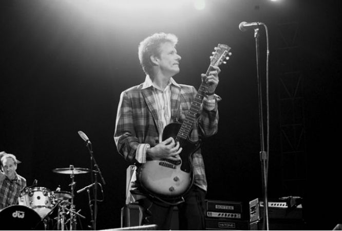 The 100 greatest frontmen of all time | Gigwise