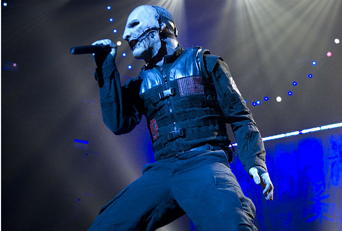 The 100 greatest frontmen of all time | Gigwise