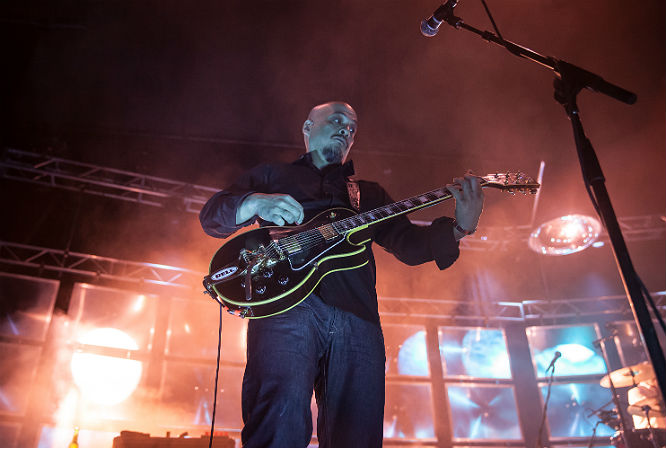 The 100 greatest frontmen of all time | Gigwise