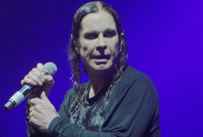 The 100 greatest frontmen of all time | Gigwise