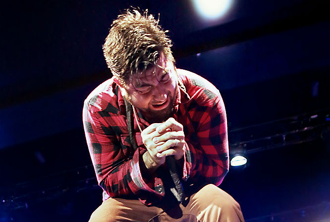 The 100 greatest frontmen of all time | Gigwise