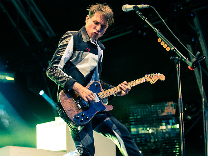 The 100 greatest frontmen of all time | Gigwise